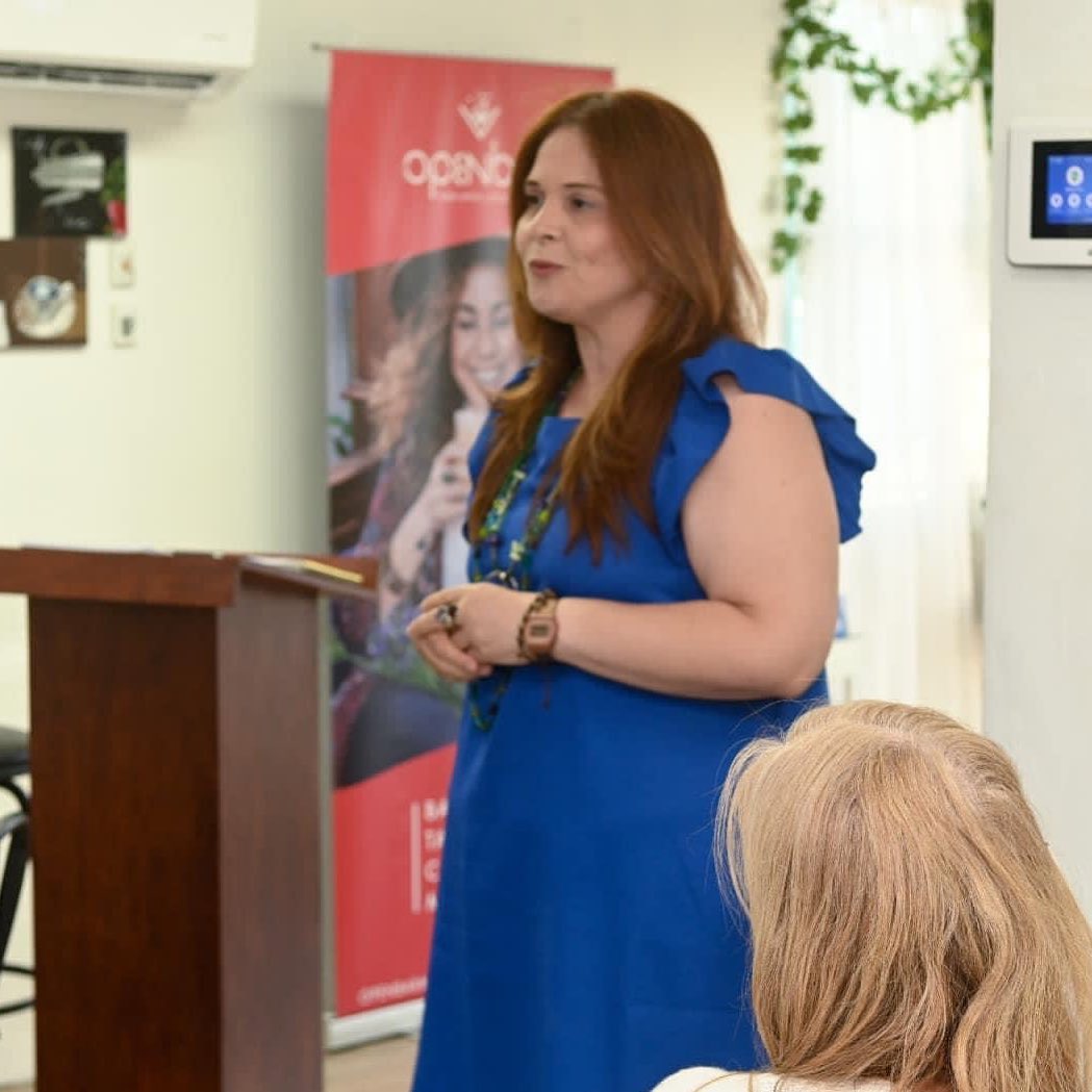 Madeline Rivera | Madeline Rivera Sitio Oficial